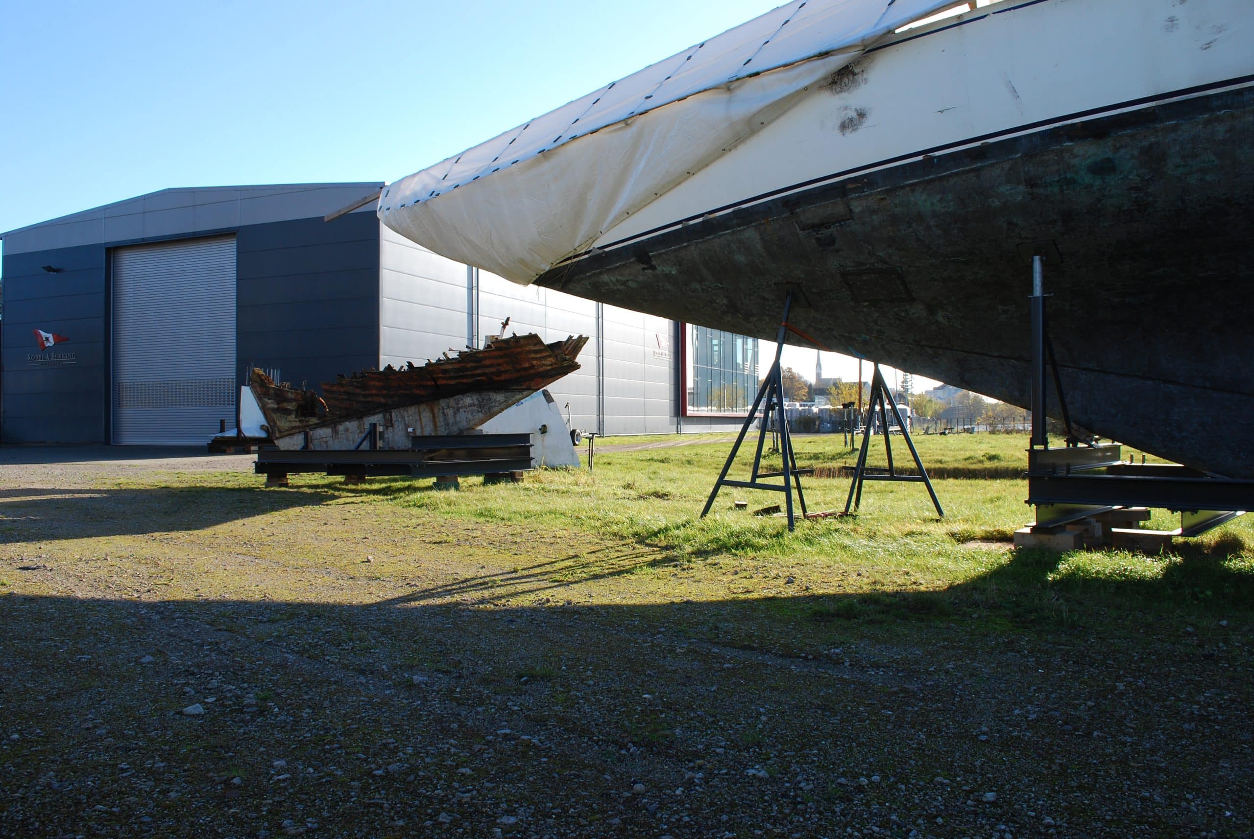 HISTORIC 12-METRE TO BE RESTORED - Robbe & Berking - Yards