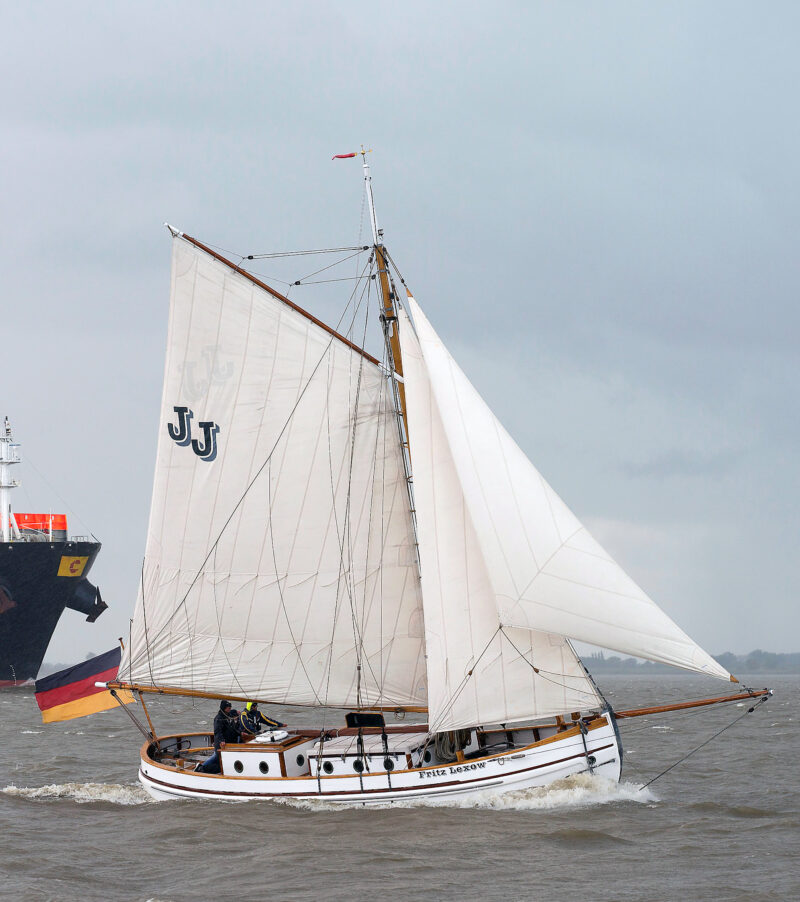 FRITZ LEXOW - Gaffcutter "Königliches Dienstfahrzeug“ - Johann-Junge ...